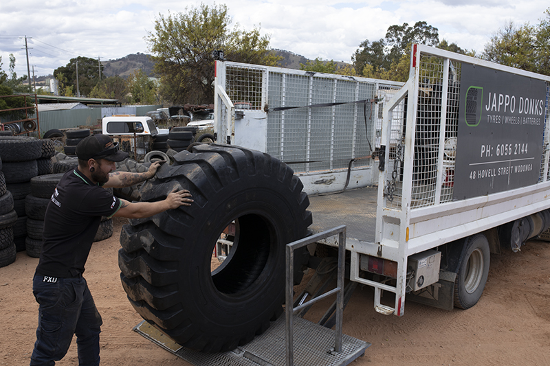 Gallery | Jappo Donks Tyres Wheels & Batteries